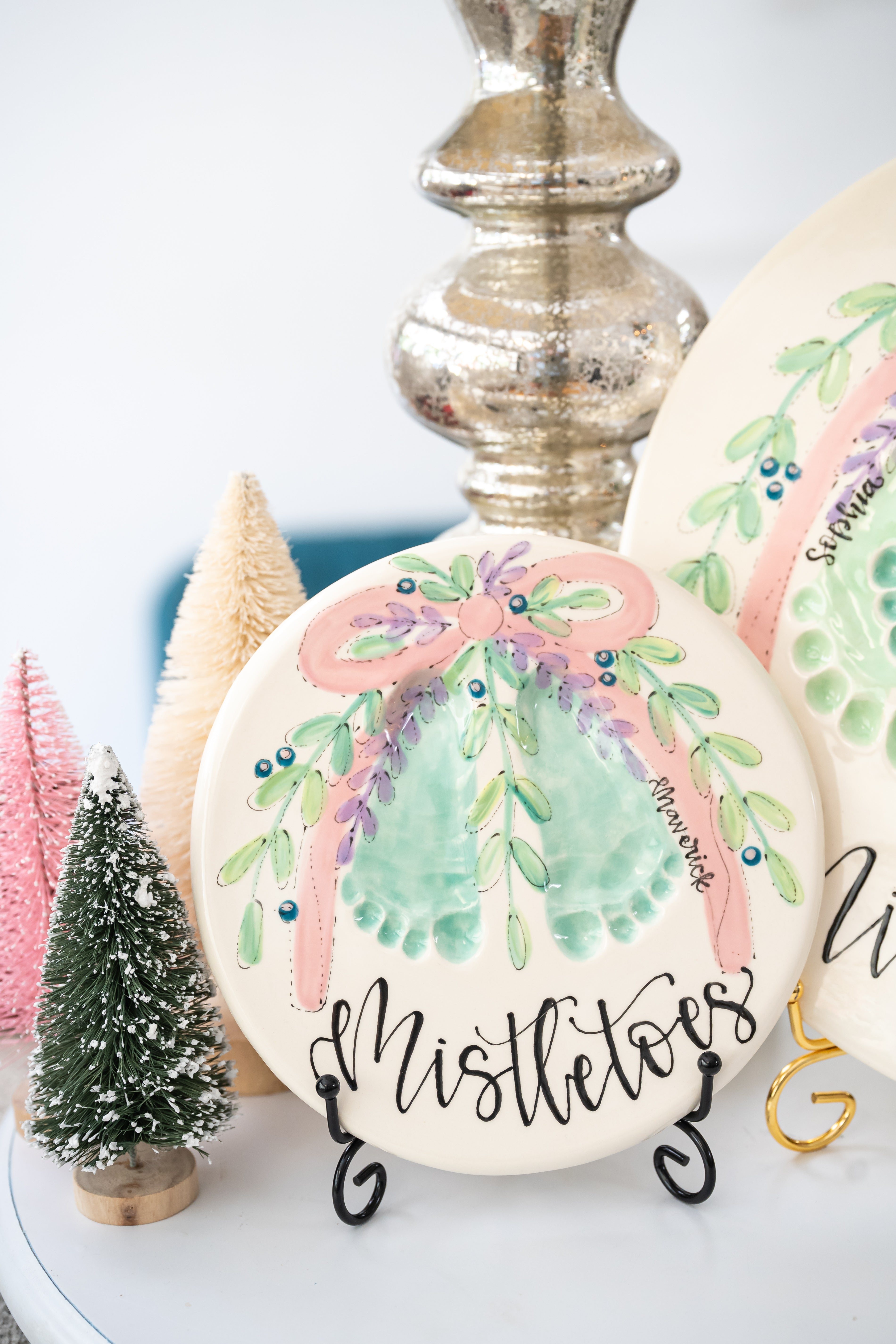 Mistletoes – Prints & Clay